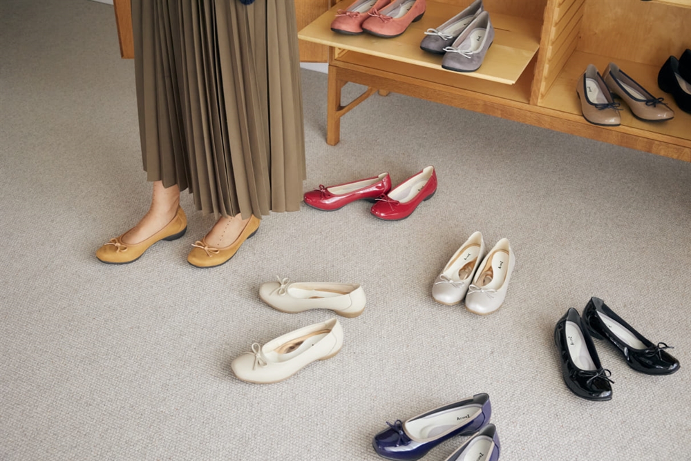 2022 Autumn / Winter collection｜Acurez｜アシックス商事 公式サイト